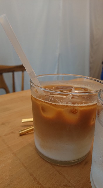 桃活🍑『4LDK COFFEE』桃のパルフェ | okarie cafe *:.。･:* d'Oita